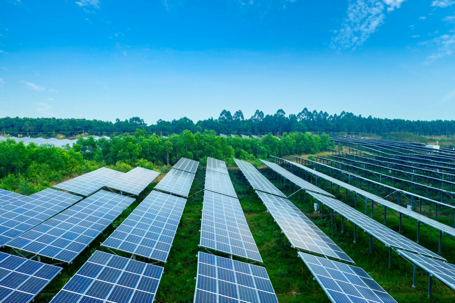 550 Watt Solar Panel Dimensions Explained – NewSolarQuotes